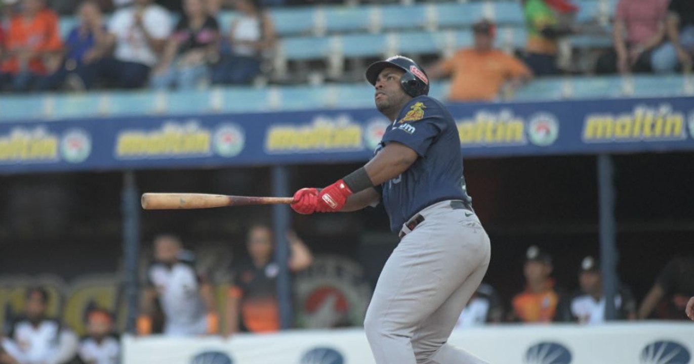Jesús Aguilar superó los 50 cuadrangulares en la LVBP - video Dailymotion