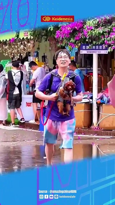 Serunya Festival Percikan Air di Provinsi Yunnan China - video Dailymotion