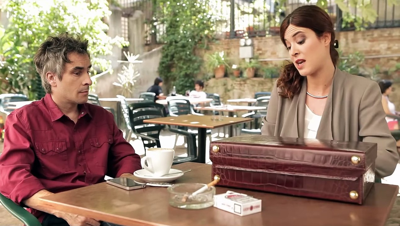 La maniobra de Heimlich | movie | 2014 | Official Trailer - video ...