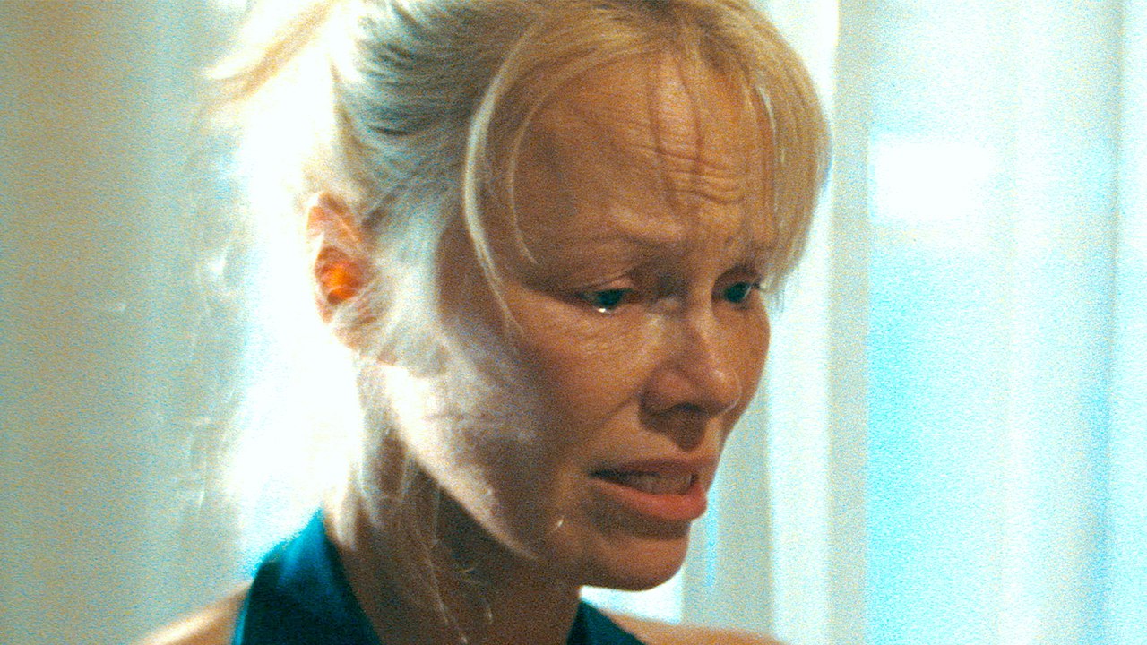 Pamela Anderson Stuns in Jaw-Dropping The Last Showgirl Clip - video ...