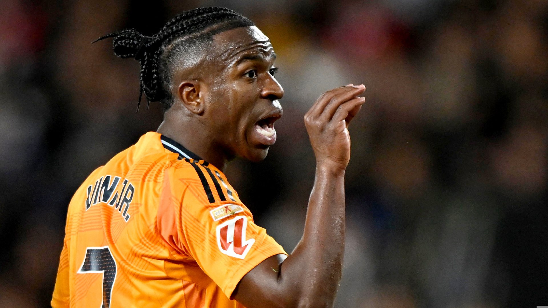 Vinícius Jr. Sent Off After Aggression Incident in Mestalla | beIN SPORTS