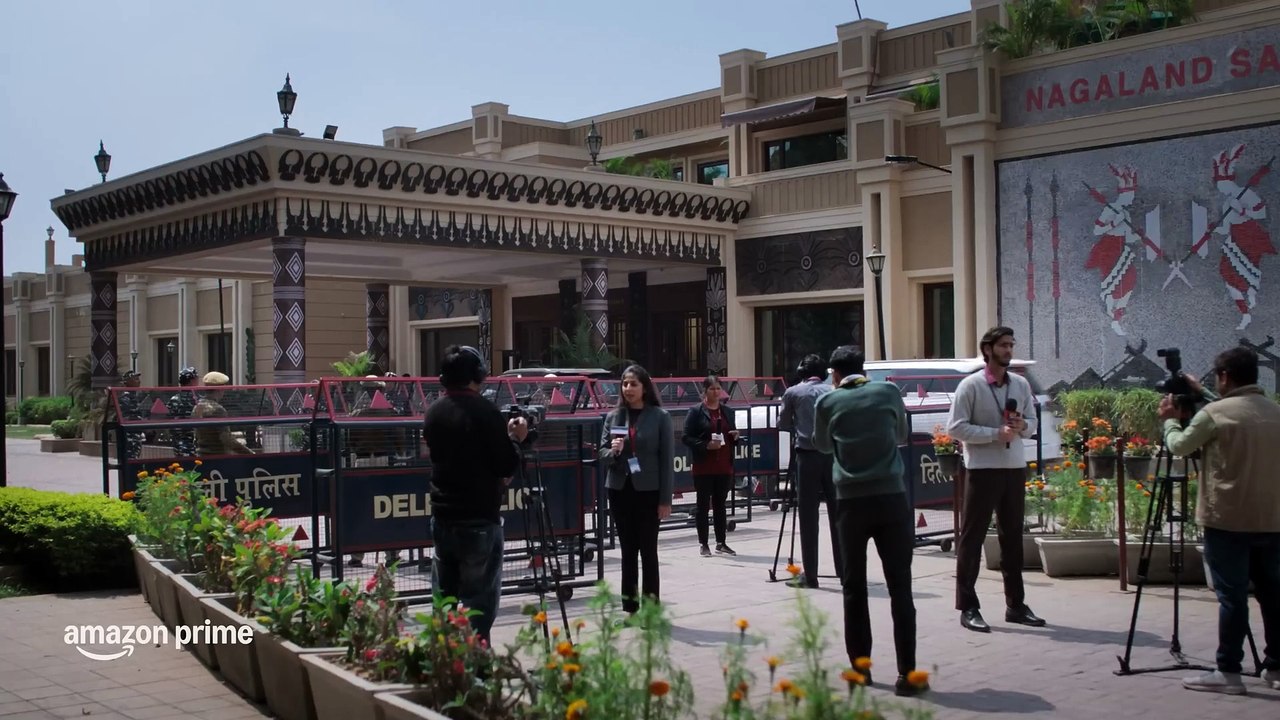 Paatal Lok Season 2 - Official Trailer | Jaideep Ahlawat, Ishwak Singh ...