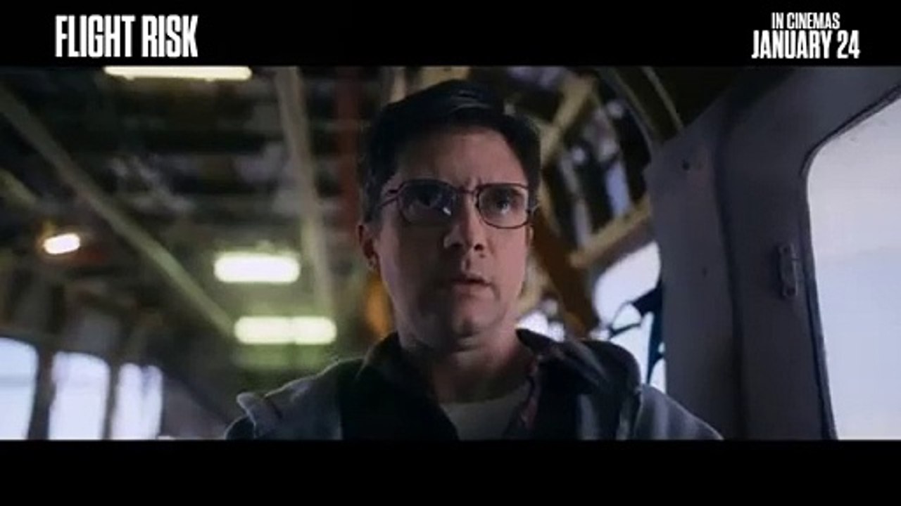 FLIGHT RISK Official Trailer 2 (2025) Mark Wahlberg - video Dailymotion