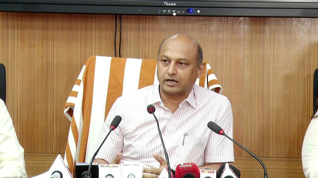 Kn_Bh-11_Bengaluru_Lalbhar_Flower_Show-Pc_14-35-25 - video Dailymotion