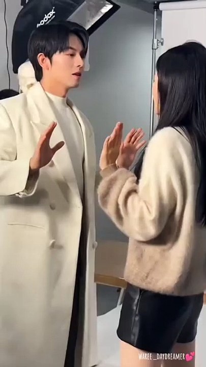 White "zeng Hui & Yutong " - Video Dailymotion