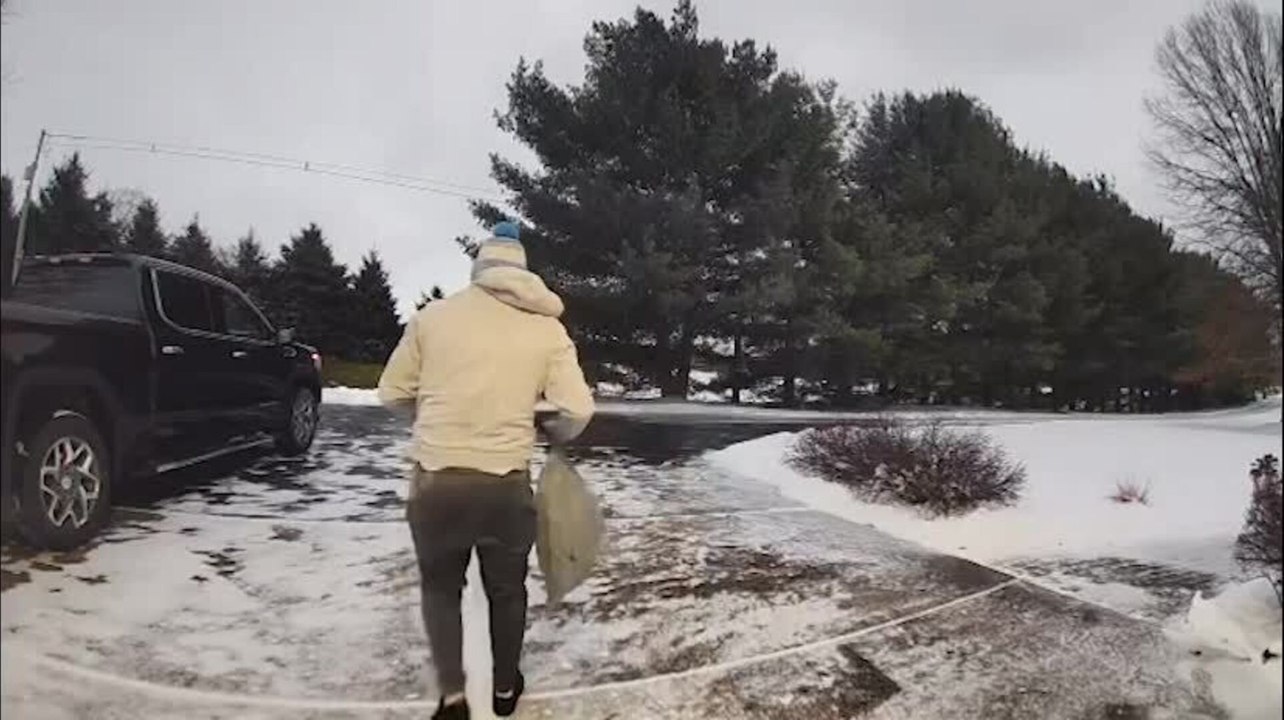 Man Slips on the Ice and Calmly Gets up to Make It to Work on Time ...