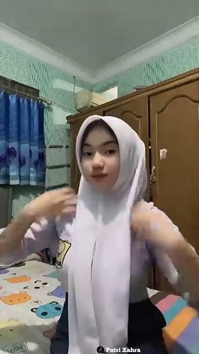 Jilbab hijab msh smp - Video Dailymotion