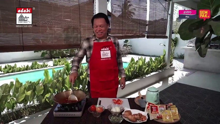 RONNIE HUSSEIN, LELAKI YANG PANDAI NYANYI, LUCU DAN PANDAI MASAK ...