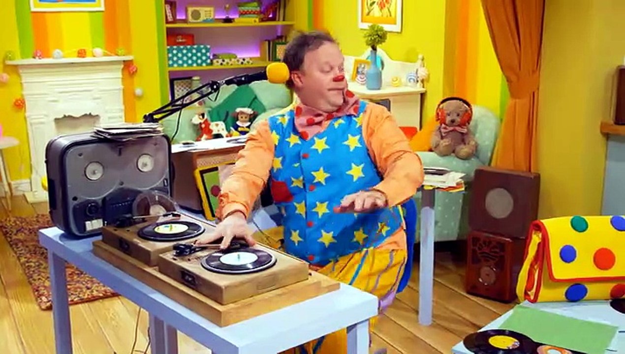 Cbeebies Something Special We're All Friends Radio Star 11x4...mp4 ...