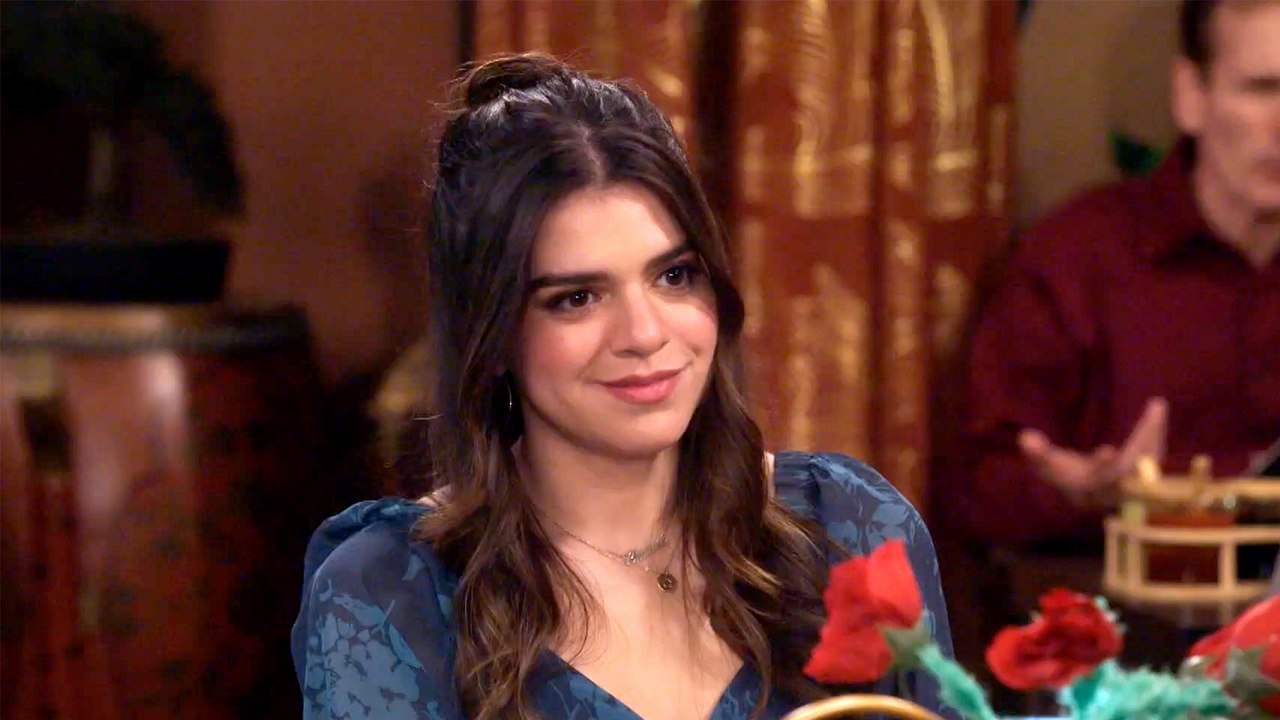 Awkward Doubte Date on NBC's Lopez vs Lopez - video Dailymotion