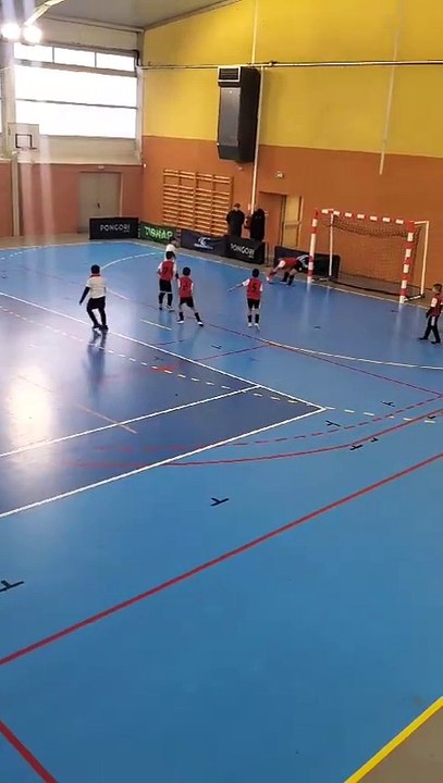 Tournoi U8 - Vidéo Dailymotion