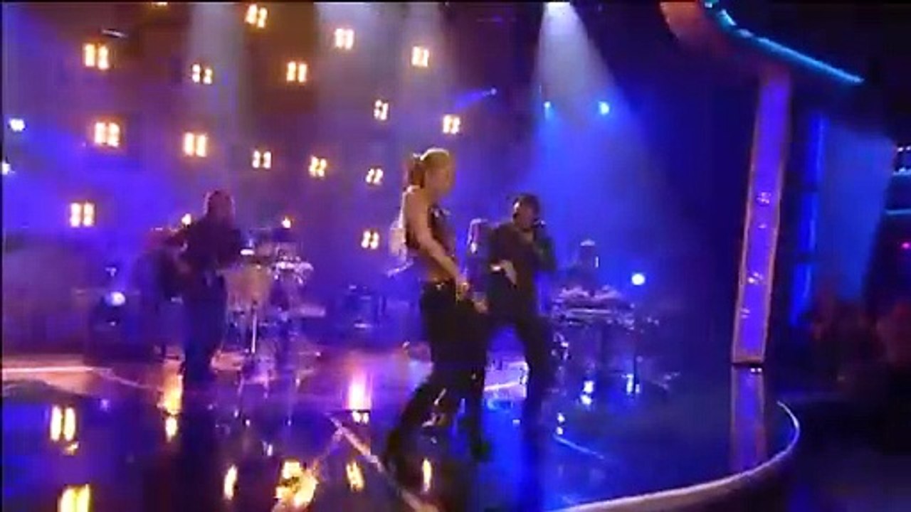 Shakira - Hips Dont Lie Live on Dancing With The Stars Unaired Version ...