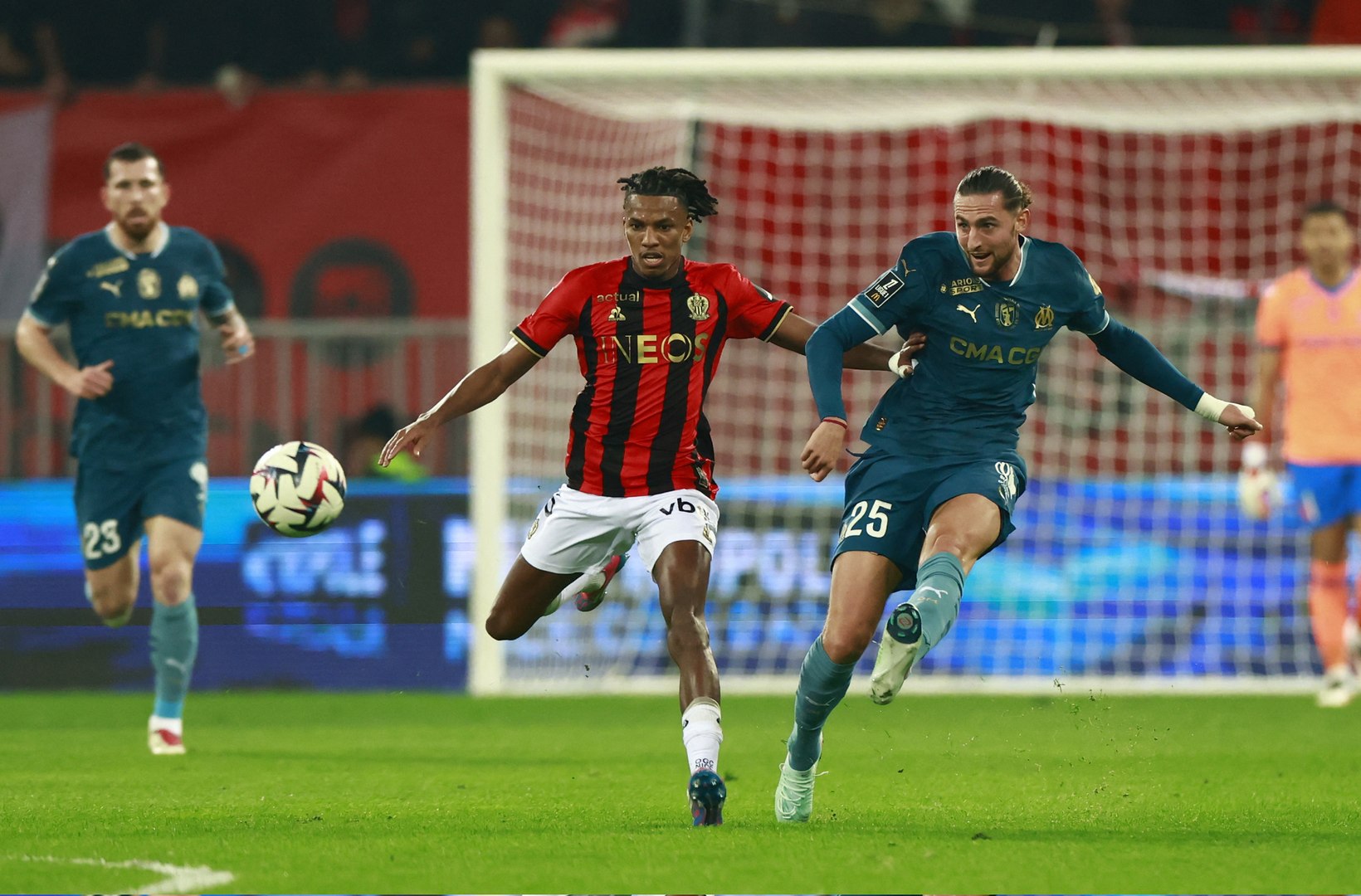 Marseille miss chance to close gap on PSG with Nice defeat | beIN SPORTS