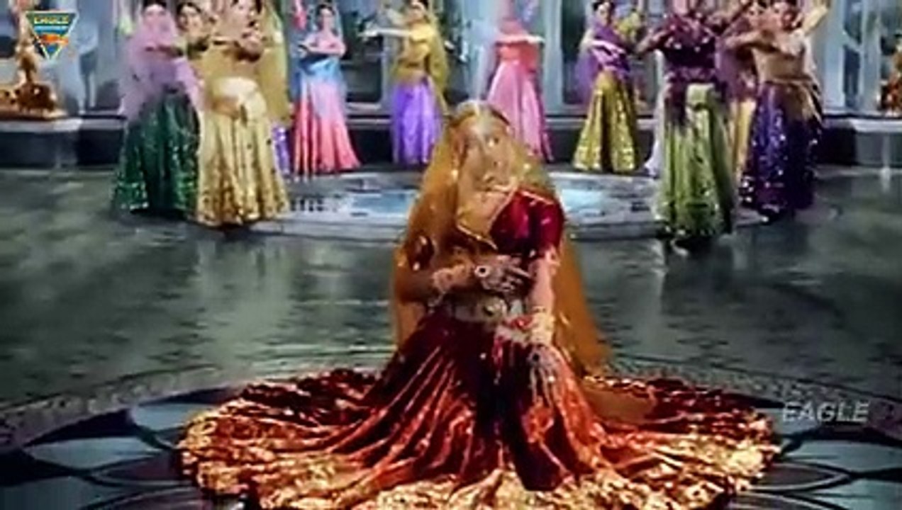 Mohe_Panghat_Pe___मोहे_पनघट_पे___Video_Song___Mughal-E-Azam_Movie ...