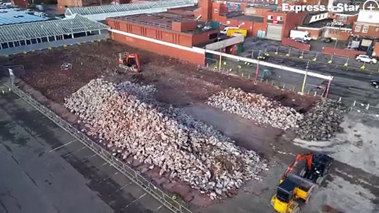 Bilston Market Redevelopment Work Continues - video Dailymotion