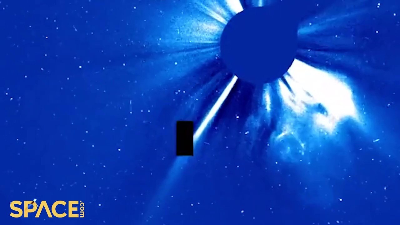 Time-Lapse Of Comet 96P Flyby The Sun In Epic SOHO Spacecraft - video ...