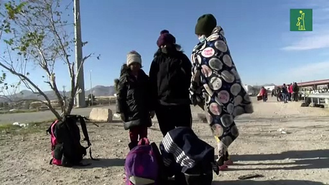 Migrantes sufren por el frío extremo en la frontera al norte de México ...