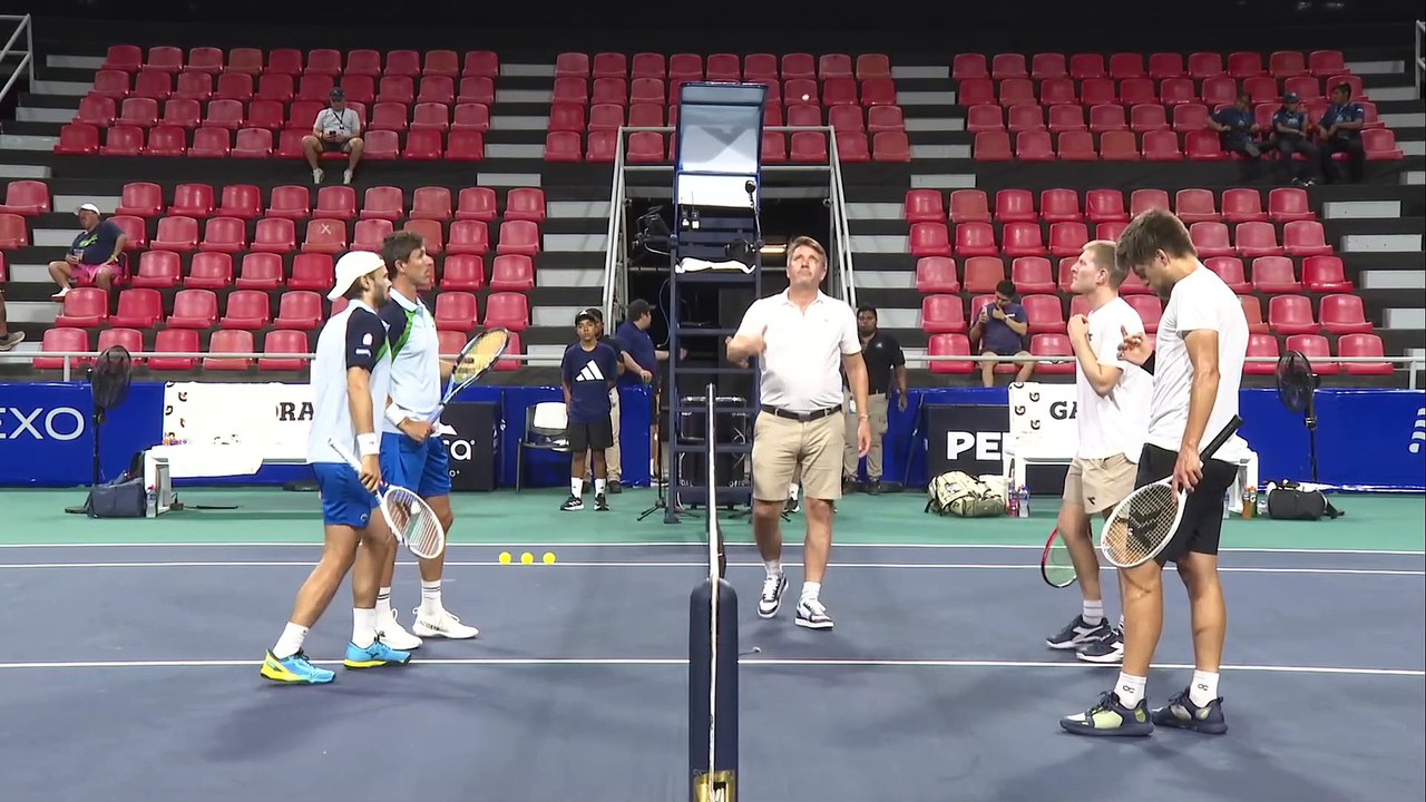 H. Nys and E. Roger-Vasselin vs. S. Arends and L. Johnson Match ...