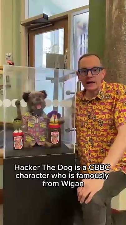 Hacker T Dog at the Museum of Wigan Life - video Dailymotion