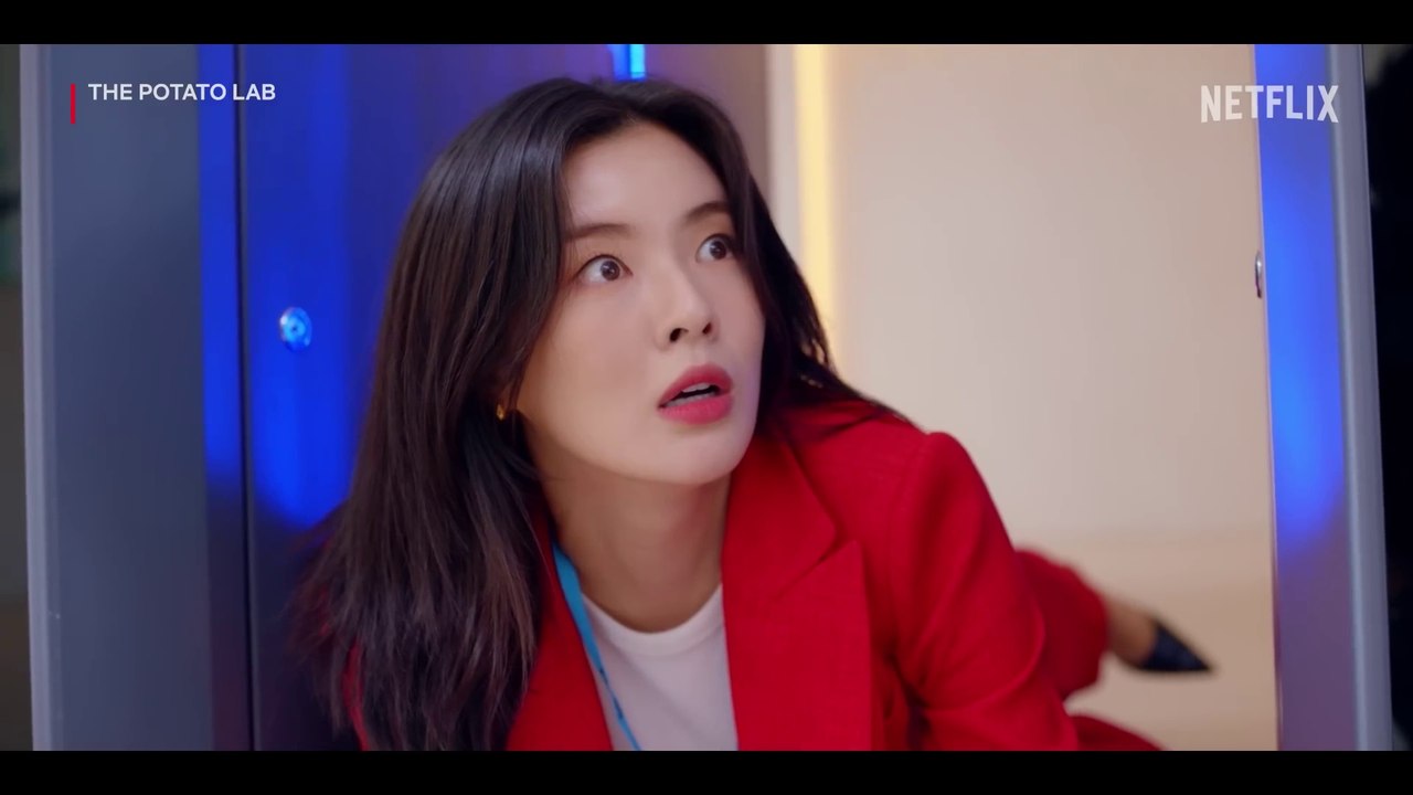 Running into your ex at the office | The Potato Lab Ep 1 | Netflix [ENG ...