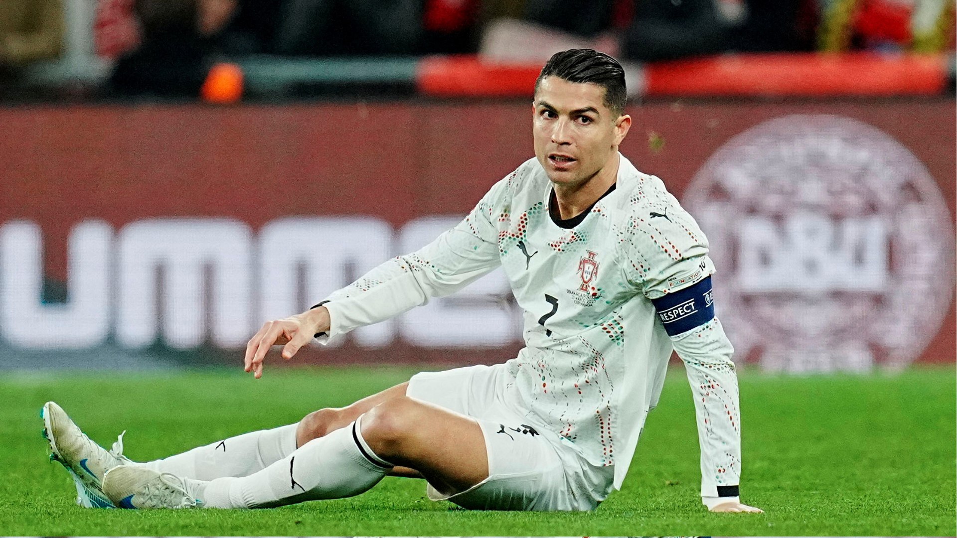 Ben Nemtin Als Cristiano Ronaldo Voetbalzone Cristiano Ronaldo Valt