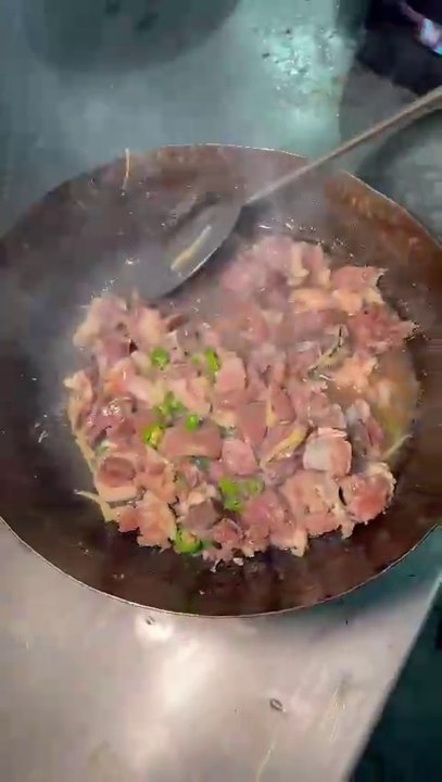 Mutton karahi In Unique Style | Shinwari Mutton Karahi Peshawar - video Dailymotion