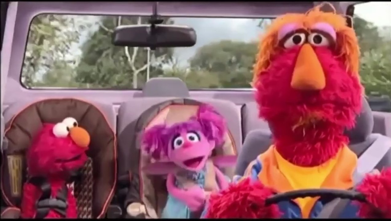 Sesame Street - Elmo Travel Song and Games - Driving Car Footage Magic ...