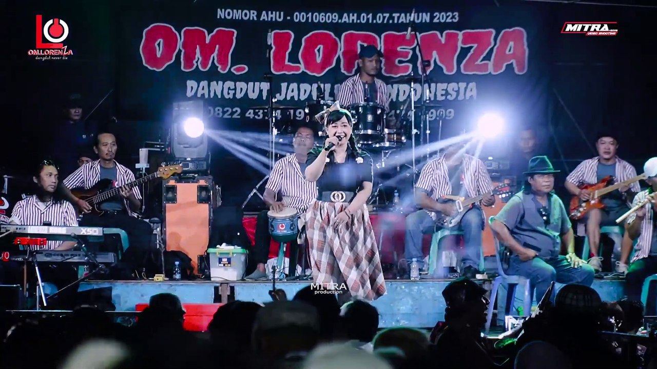 OM LORENZA MUSIC | DUDUK MELAMUN -TITIN DEVANI | NEW SEKALA CAFE - MITRA VIDEO SHOOTING - Video ...