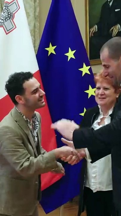 Robert Abela - Sorpriża ħelwa lil Jamie Cardona.… (02.04.25) - Video ...