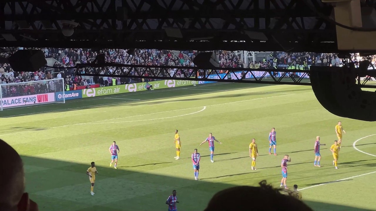 'Crazy Scenes' - Crystal Palace fans go mental after beating old rivals ...