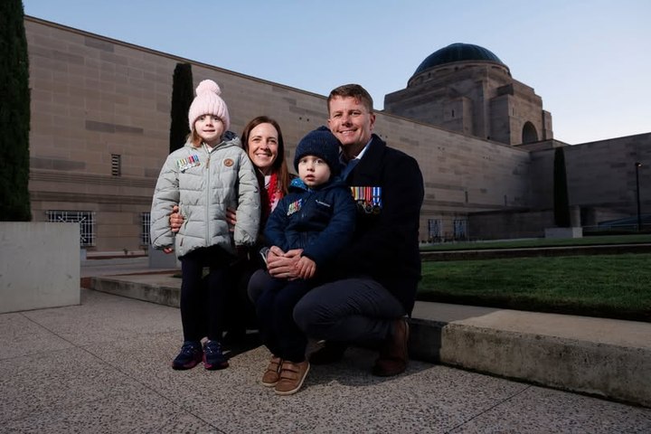 The 2025 dawn service at the Australian War Memorial | The Canberra ...
