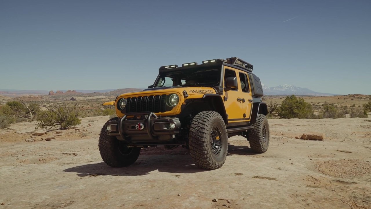 Der Jeep Wrangler 4xe Rubicon Sunchaser Concept - 2025 Easter Jeep ...