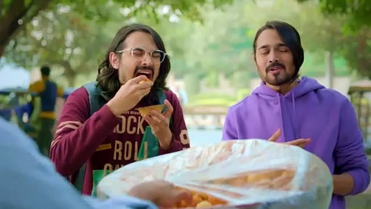 Dhindora EP 02 Baasi Roti - BB Ki Vines - video Dailymotion