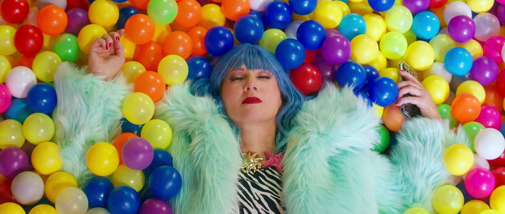 Soltera, casada, viuda, divorciada 2 | movie | 2025 | Official Trailer ...