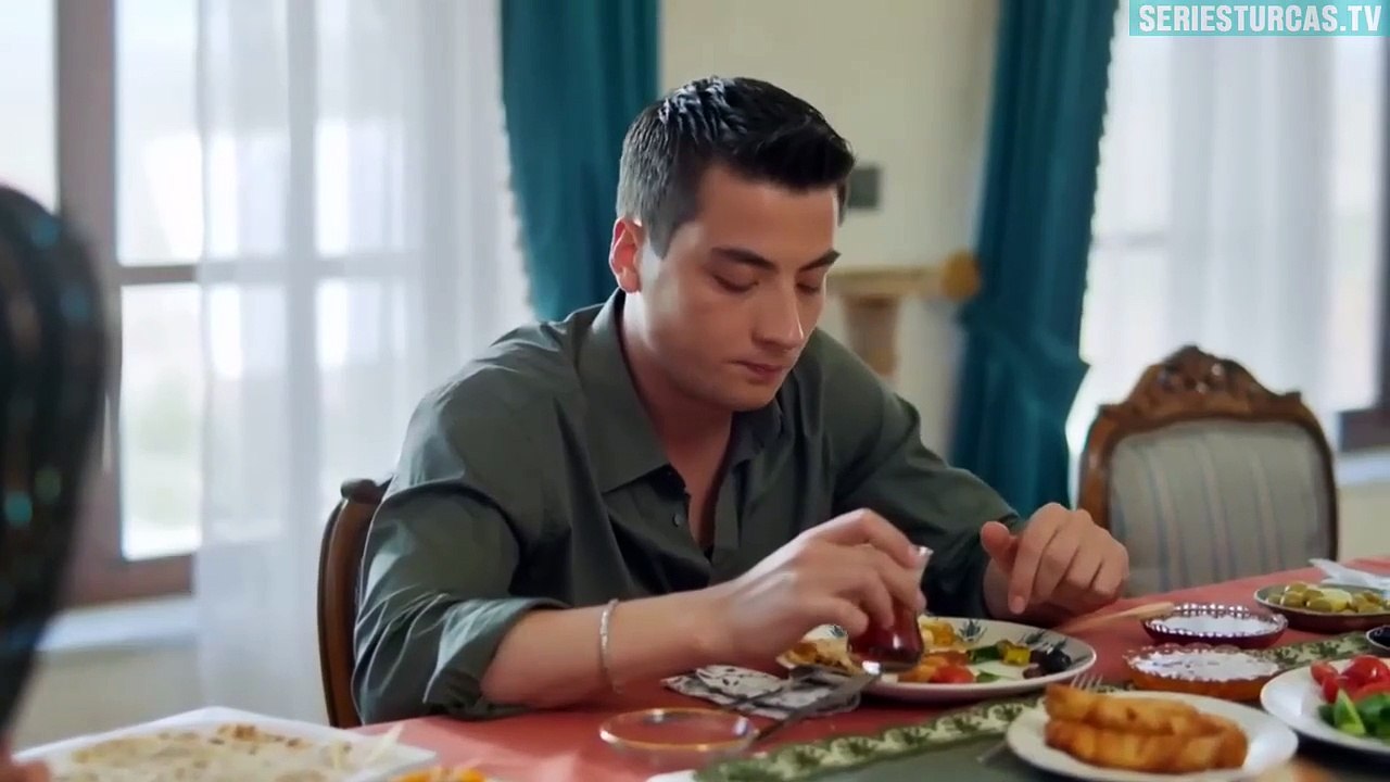 Uzak Sehir Capitulo 24 Completo en Español - video Dailymotion