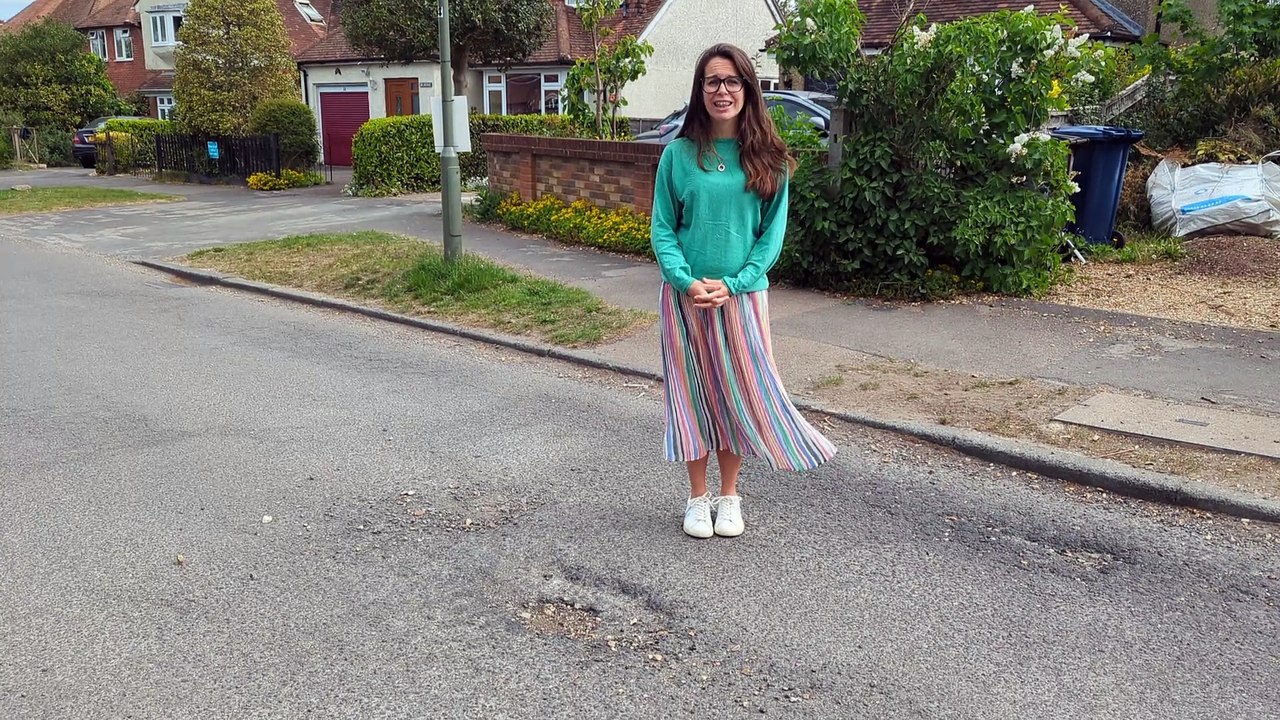 Theresa Meredith Hardy discusses potholes in Farnham - video Dailymotion