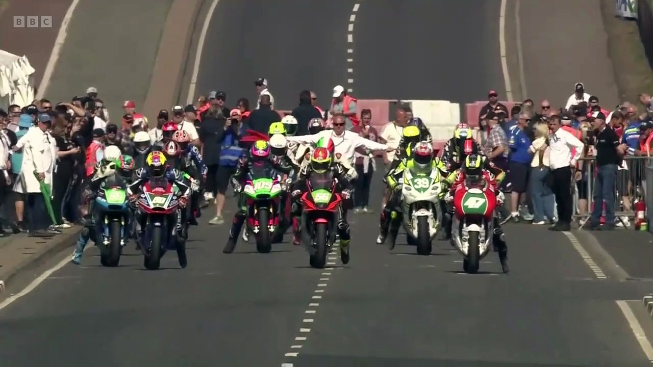 2025 - NW200 - Race5 - JOHN M PATTERSON SUPERTWIN RACE - Saturday ...