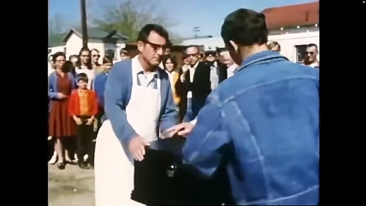 "The Lottery" 1969 Short Film (ENGLISH + PORTUGUESE SUBTITLES) - Vídeo ...