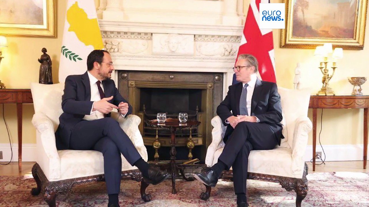 Χριστοδουλίδης στο Λονδίνο: Συνάντηση με Κιρ Στάρμερ και Minds in ...