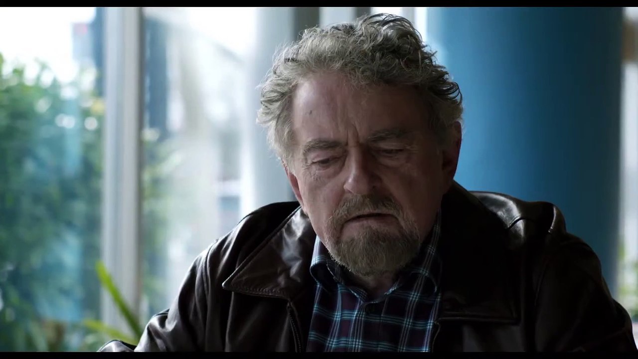 Mennesker bliver spist | movie | 2015 | Official Trailer - video ...