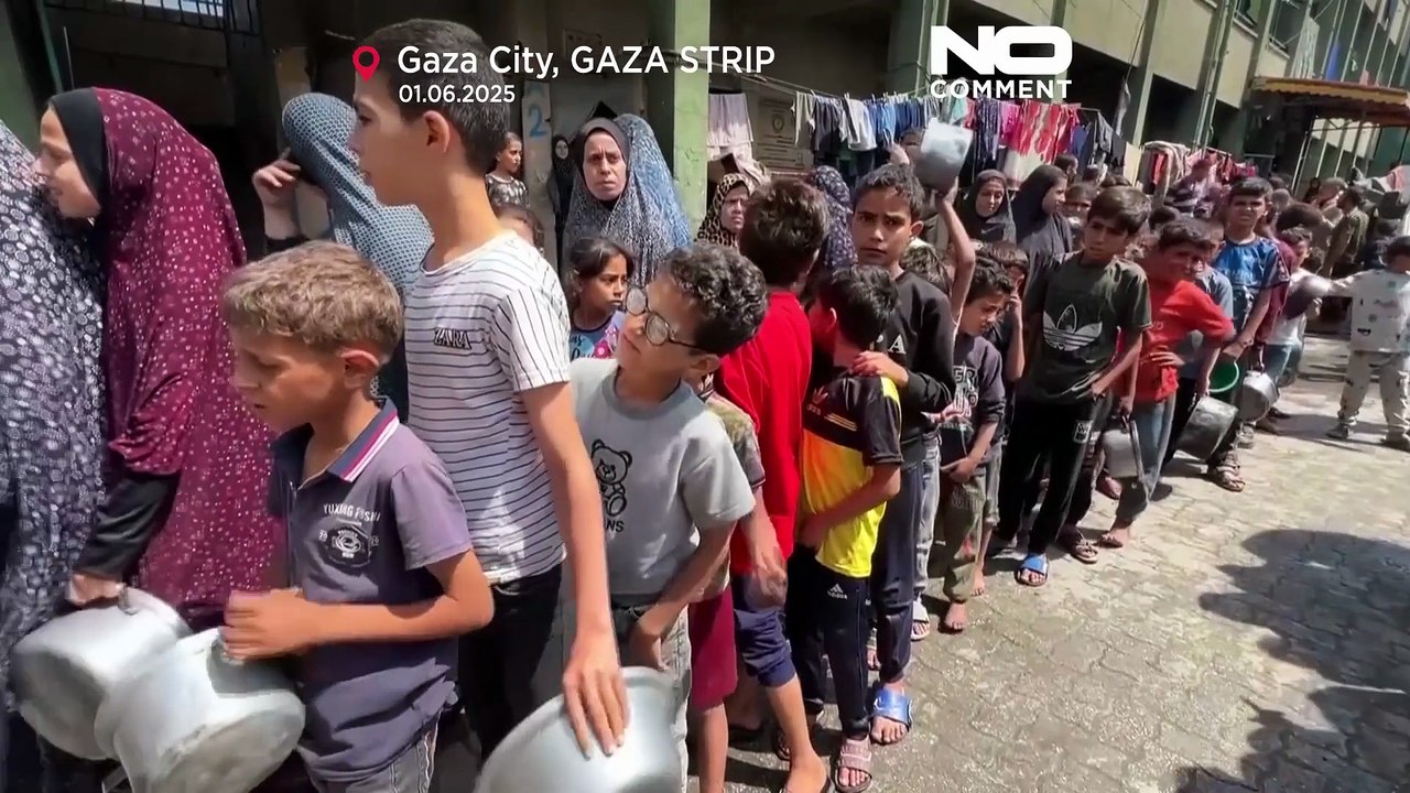 Queues for food grow in Gaza amid spiralling hunger - video Dailymotion