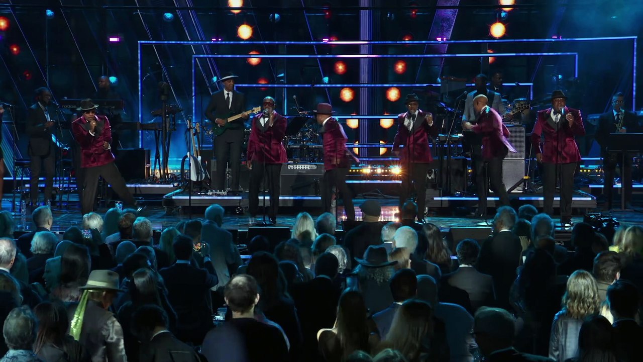 New Edition Perform Spinners Rock & Roll Hall of Fame 2023 - Vídeo ...