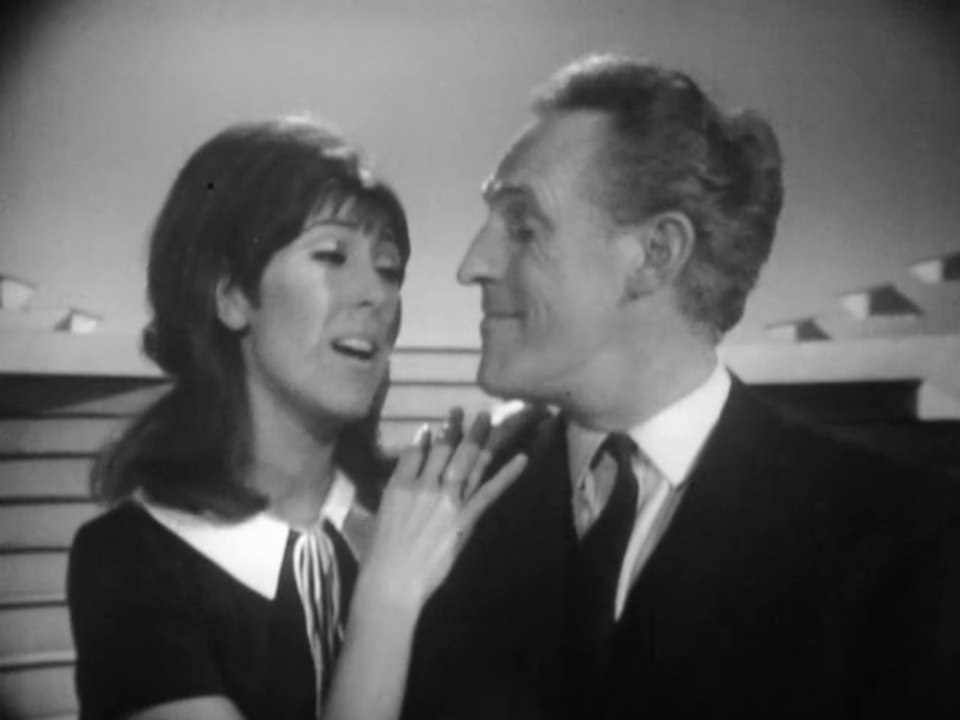 The Bruce Forsyth Show (1965) S03E04 - 10 September 1967 - Dudley Moore ...