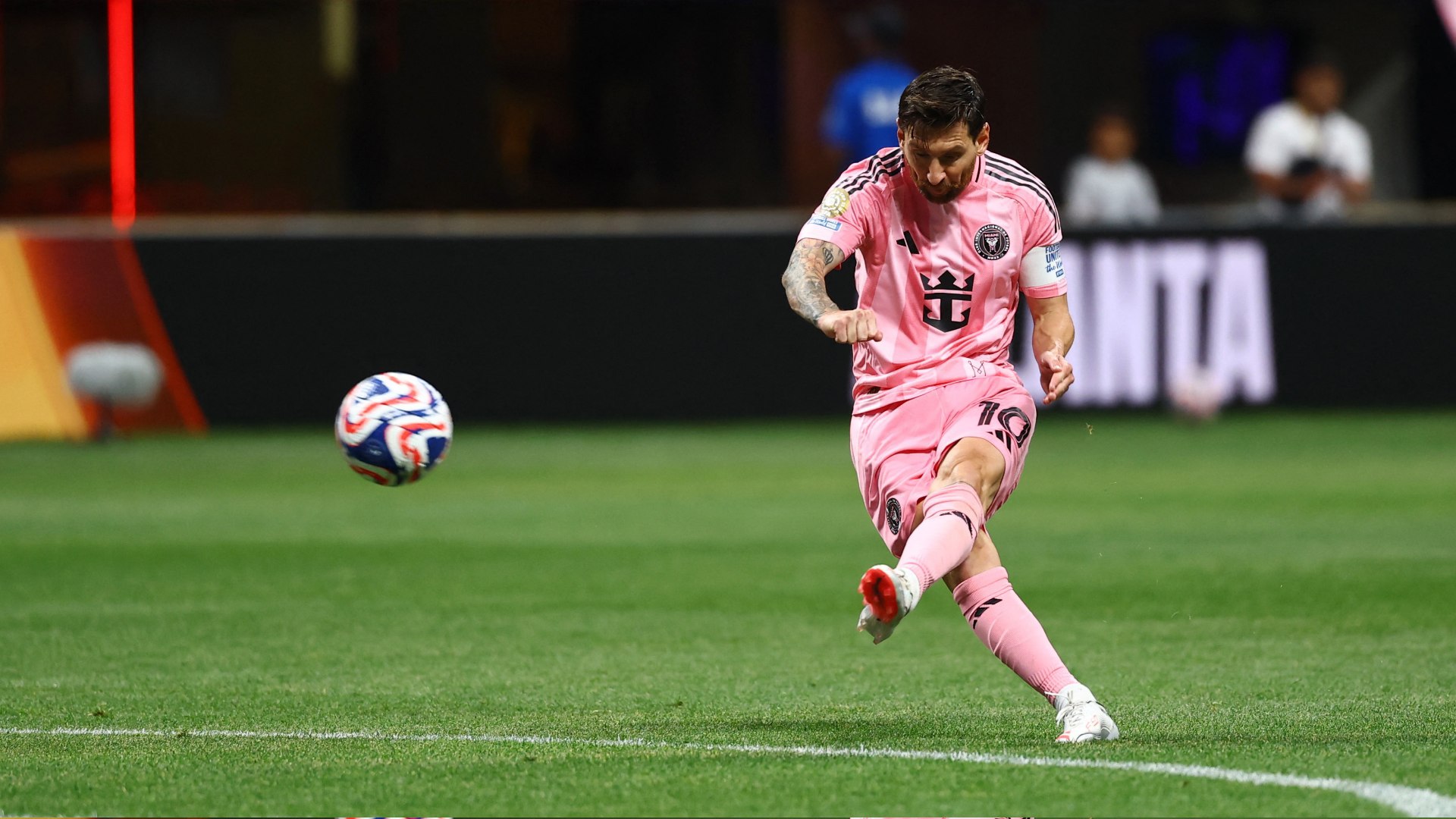 Messi Dazzles with a Stunning Free-Kick Goal at The Club World Cup ...