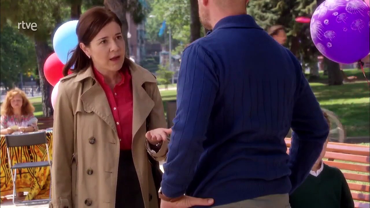 Los Misterios de Laura 2x06 El misterio de los ocho hombres sin piedad ...