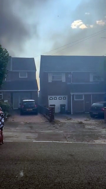 Fire hits homes in Meyrick Close in Bransgore