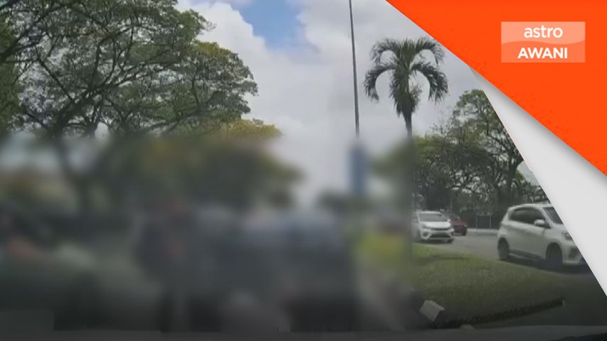 Polis siasat insiden gaduh di kawasan lampu isyarat di Klang | Astro Awani