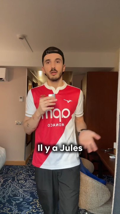 Jules bientôt au château de la Star Ac’ ? - Vidéo Dailymotion