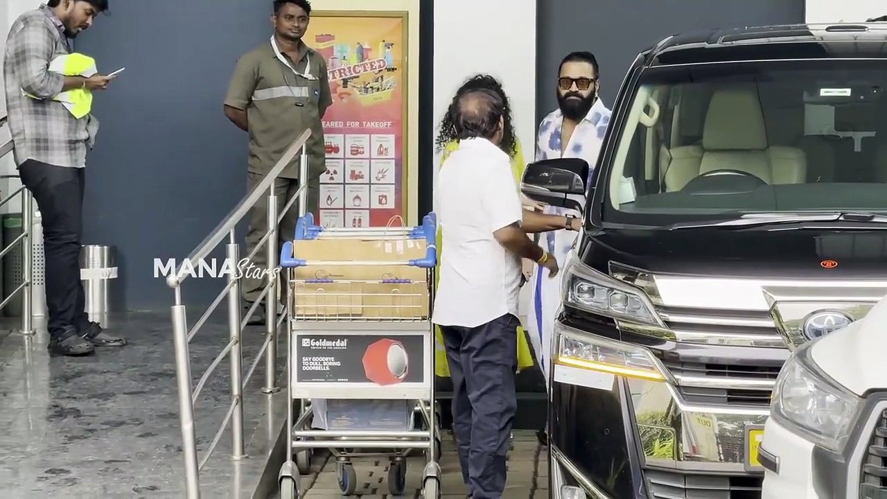 Rishab Shetty & Rukmini Vasanth Reached Mumbai For Kantara Chapter 1 Promotions - video Dailymotion