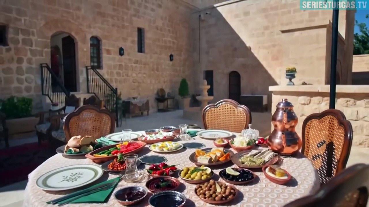 Uzak Sehir Capitulo 32 Completo en Español - video Dailymotion